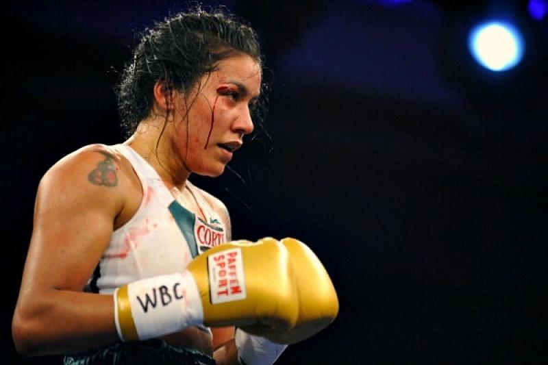 La boxeadora que aprendió a pegar para evitar que la matara su marido