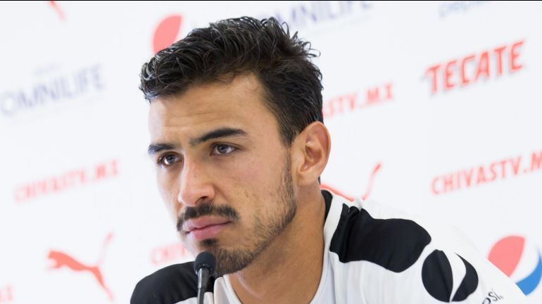Alanís se arregla o no juega: Vergara