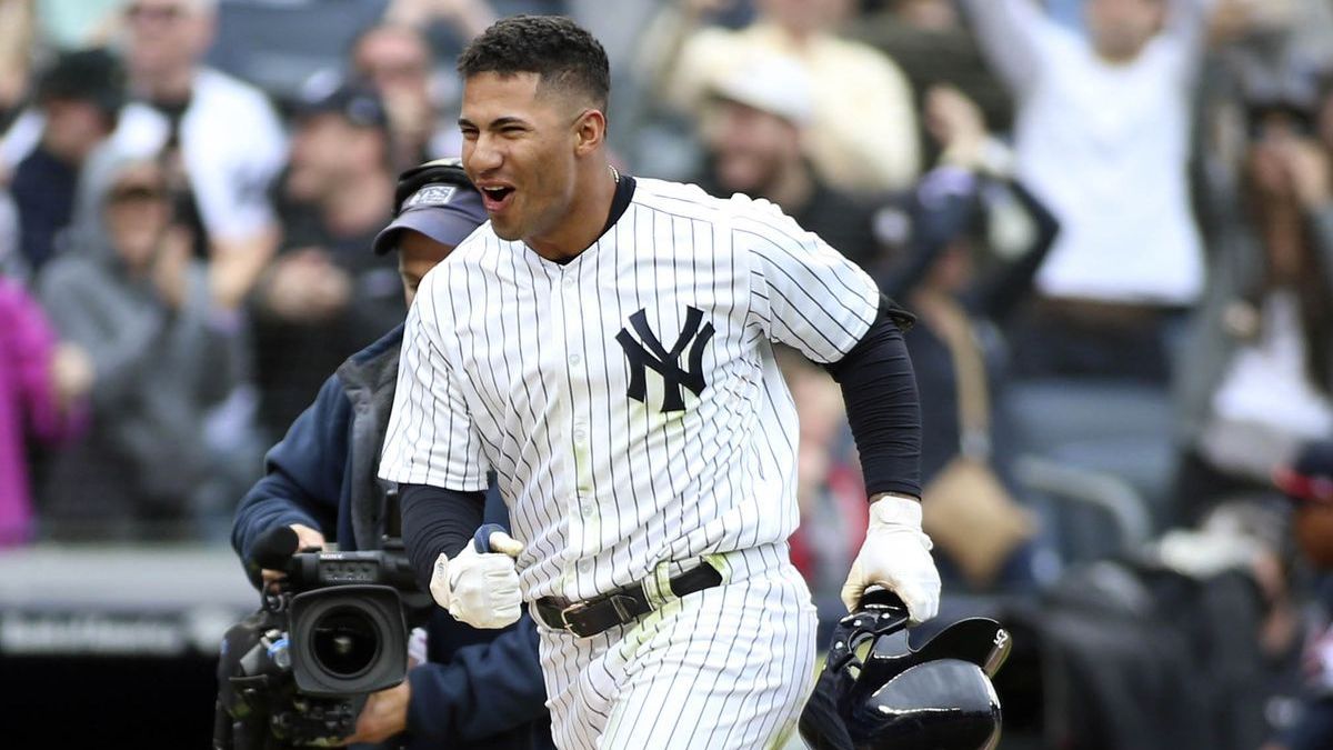 Gleyber Torres al libro de marcas de los Yankees