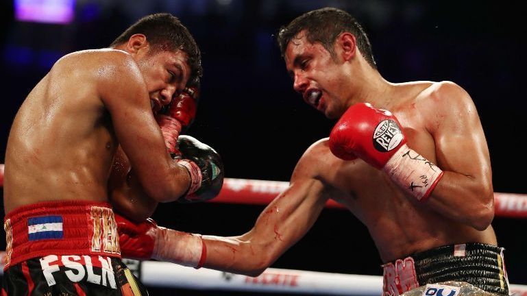 Moisés Fuentes cae ante "Chocolatito" González