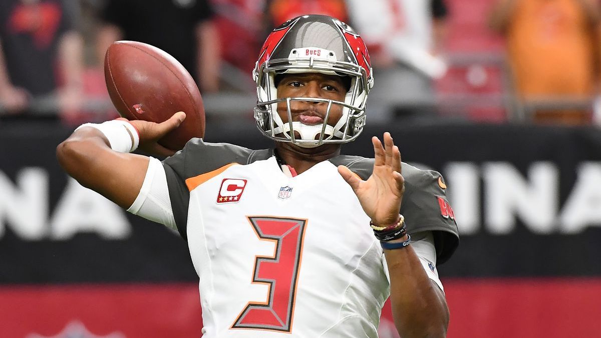 Jameis Winston recupera el puesto de quarterback titular en Tampa Bay