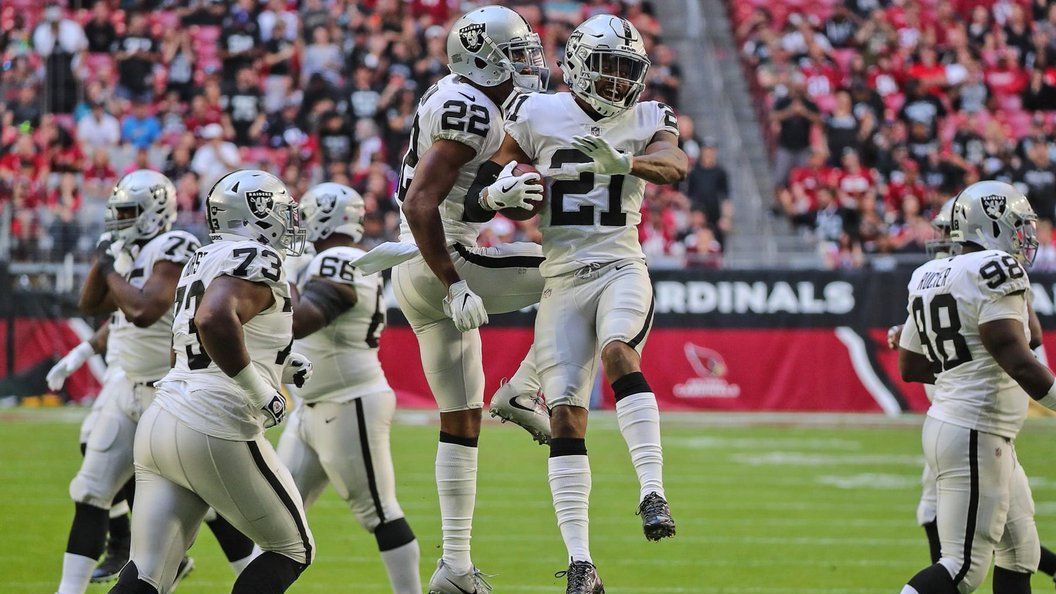 Raiders gana con gol de campo de último segundo