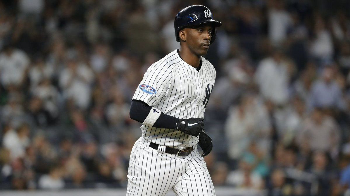 Andrew McCutchen firma con Phillies