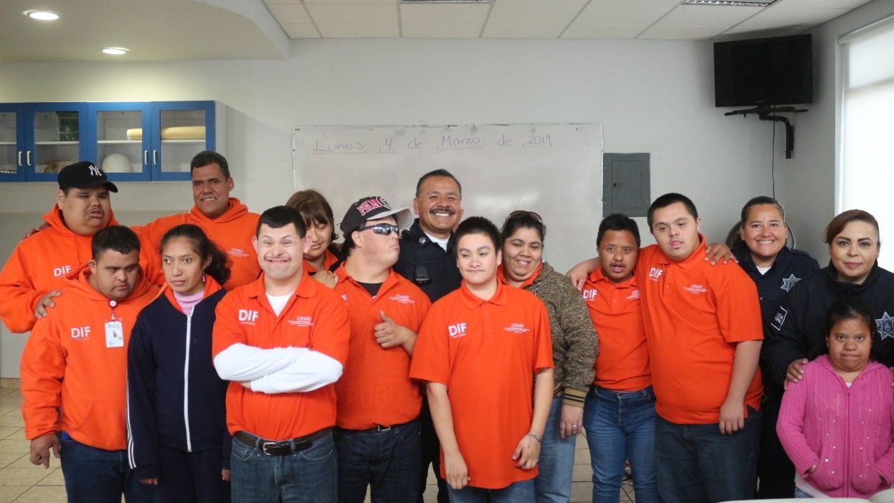 Gestiona DIF Ensenada programas para elevar la calidad de vida de las ...