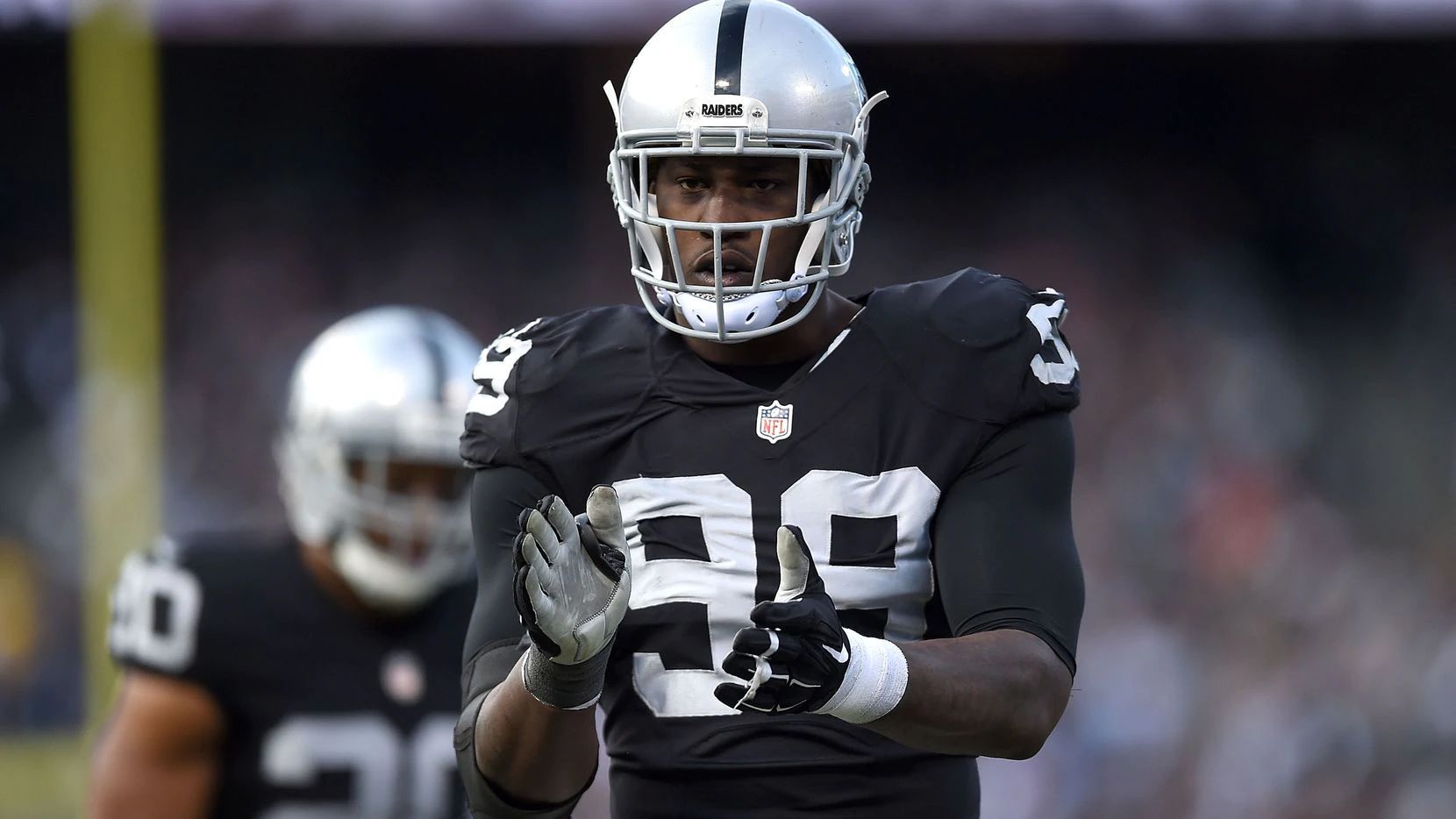 Aldon Smith desea brillar de nuevo en la NFL