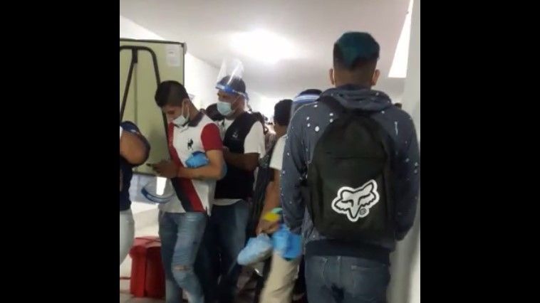 VIDEO: Muestra amontonamiento de trabajadores de maquiladora