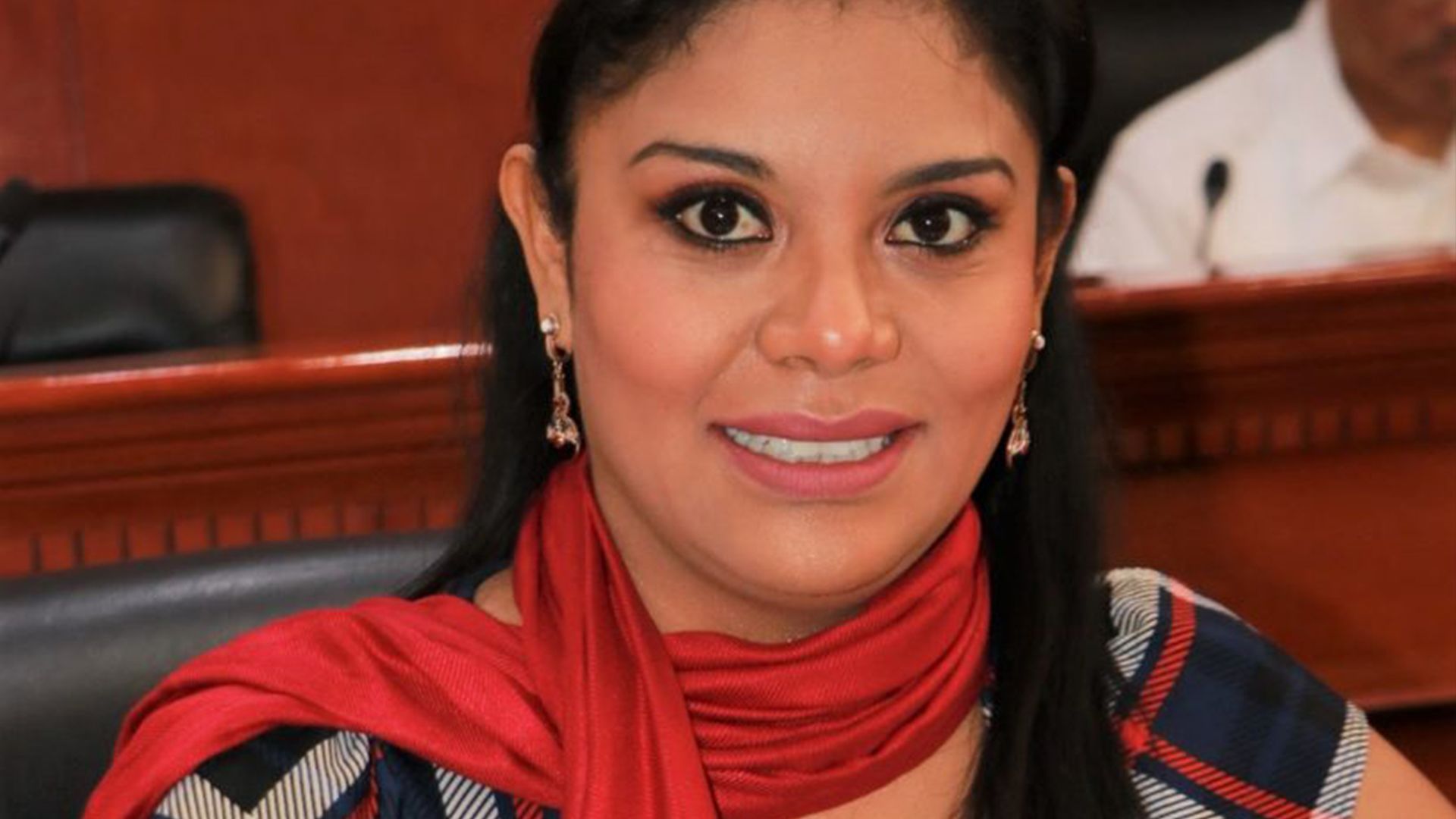 Reeligen a Montserrat Caballero al frente de la JUCOPO