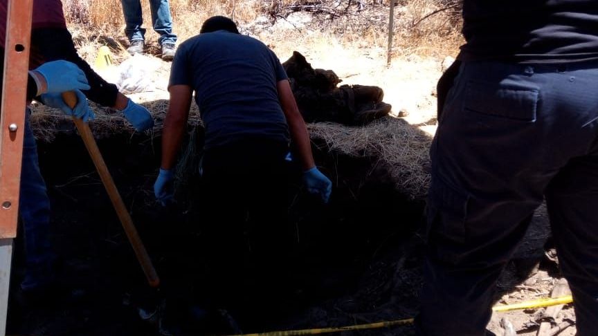 Fosa clandestina, ahora en Tecate, encuentran tres cuerpos