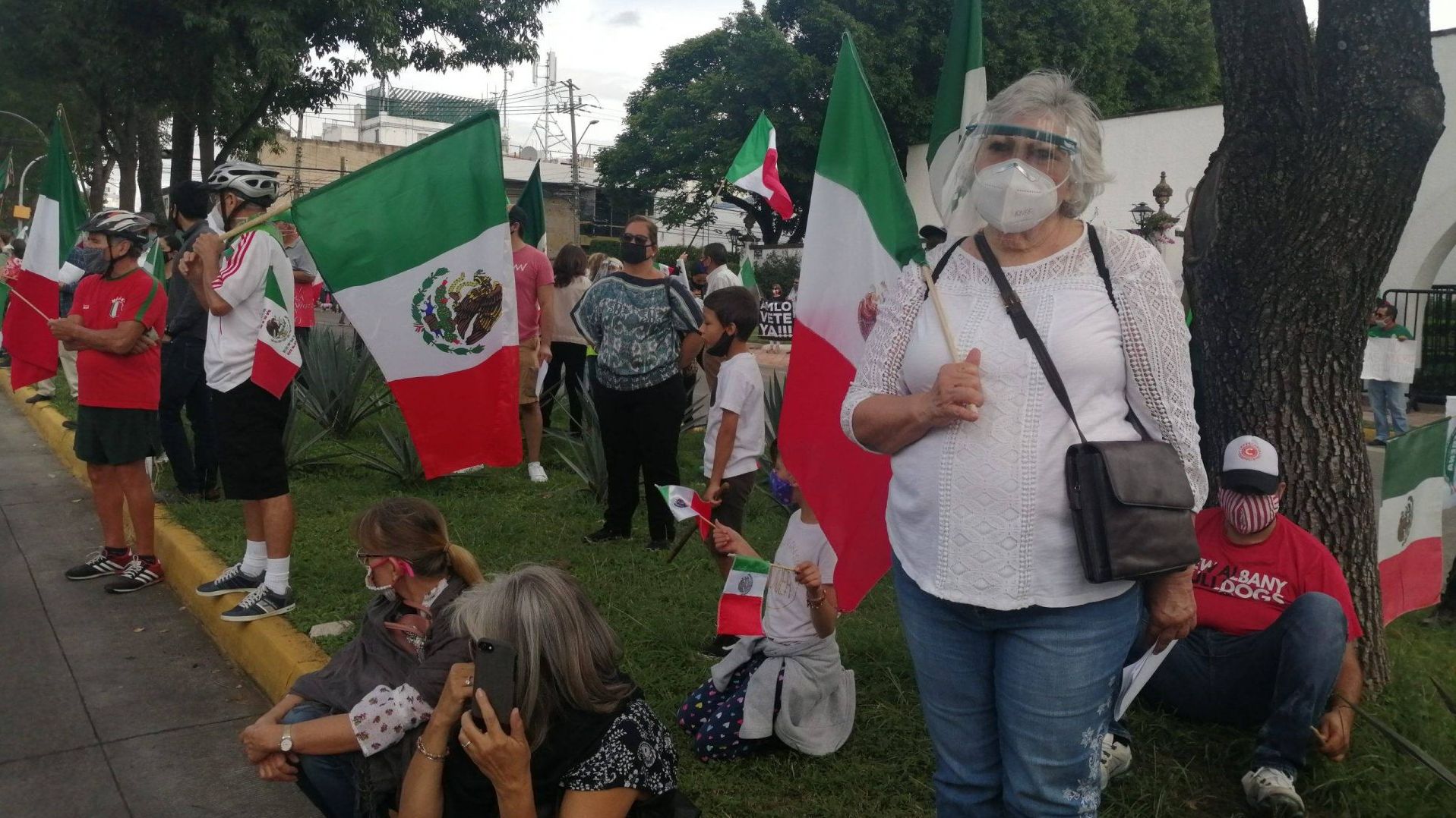 Frente Anti AMLO. Se manifiestan contra el gobierno federal