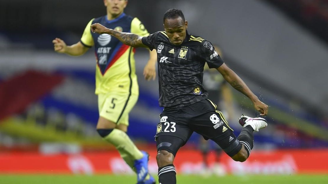 Luis Quiñones es otro elemento que no sería considerado por el Tuca