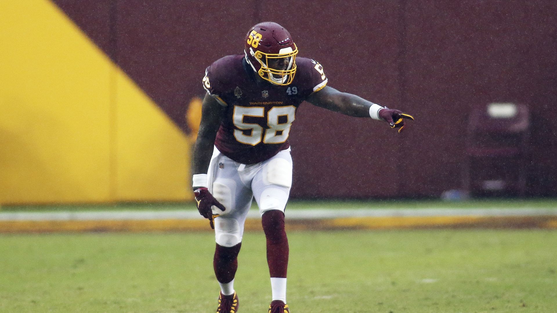 Thomas Davis buscará retirarse al finalizar la temporada