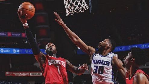 Sin Harden, Houston supera a Sacramento