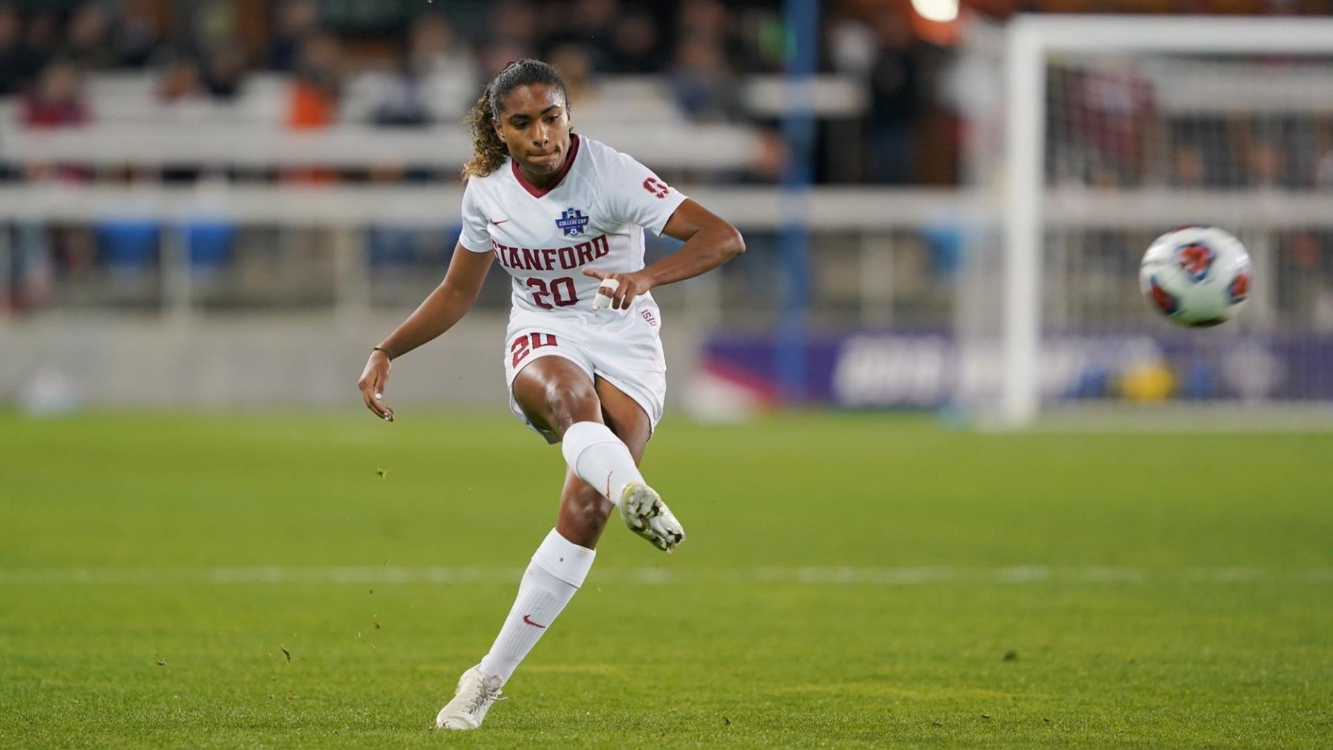 Catarina Macario debutará como profesional con Lyon