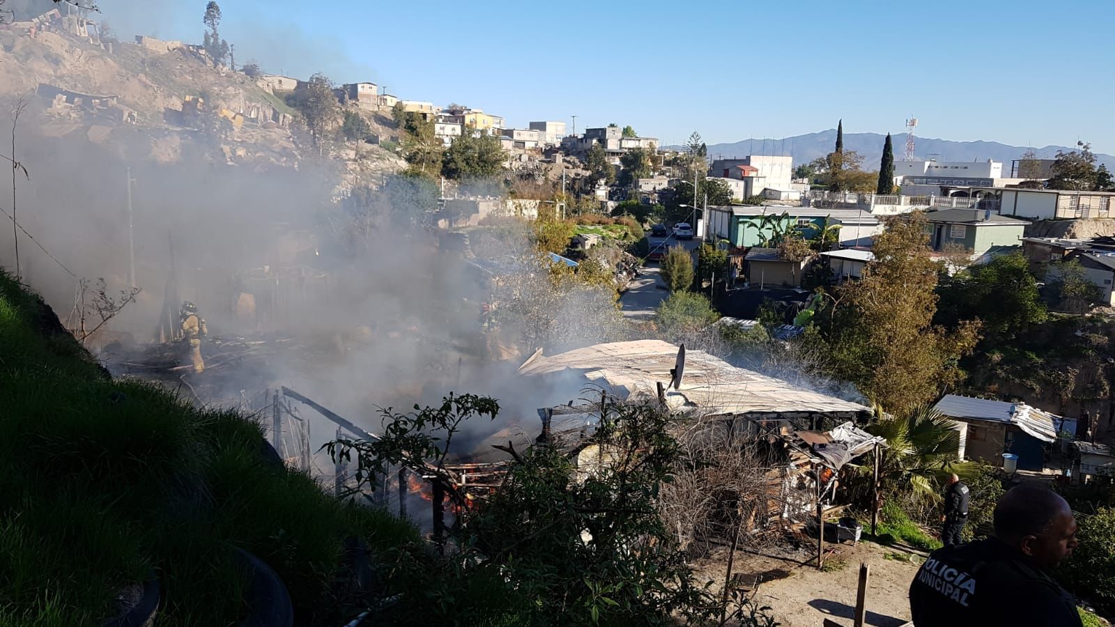 Se incendian viviendas en la colonia Sánchez Taboada